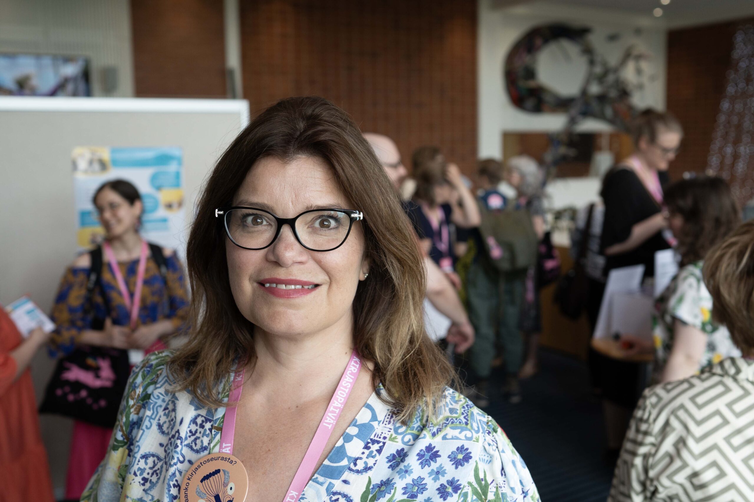 Kirjastorakkaus edellyttää tekoja – Suomen kirjastoseura